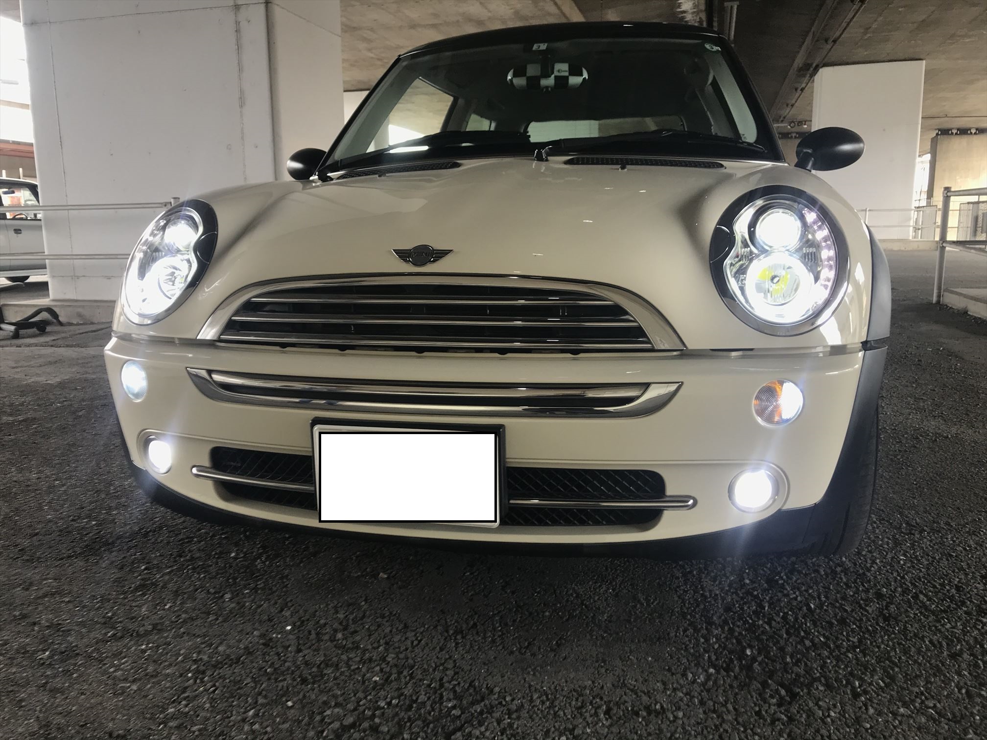 BMW MINI COOPER (R50) 社外ヘッドライトユニット交換！LED化も！ | 碧電装